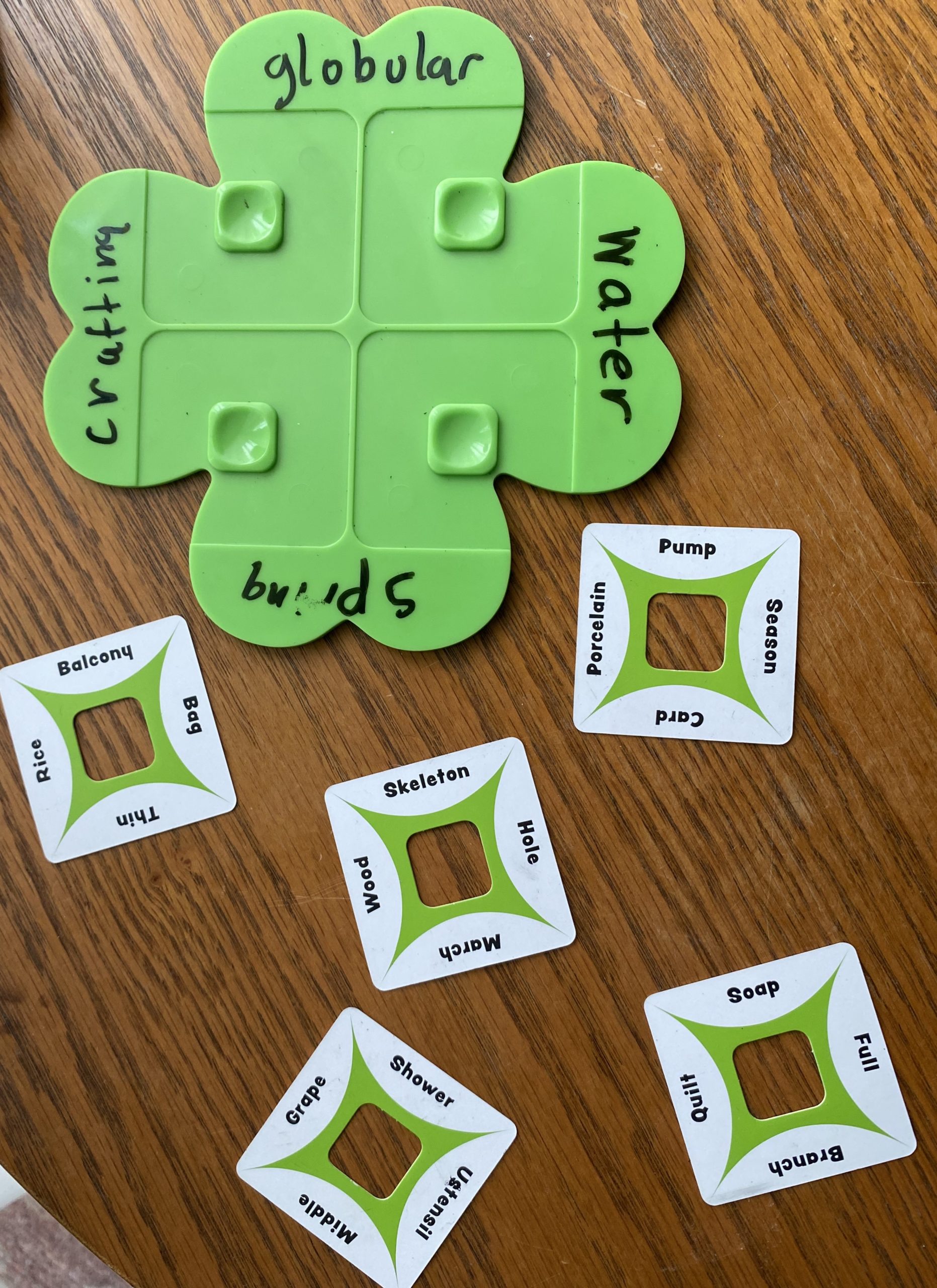 Board Game Overview: So Clover! | Halftone